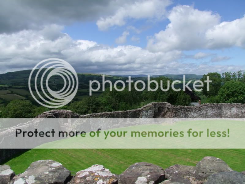 TR 3 Castles Walk, Monmouthshire