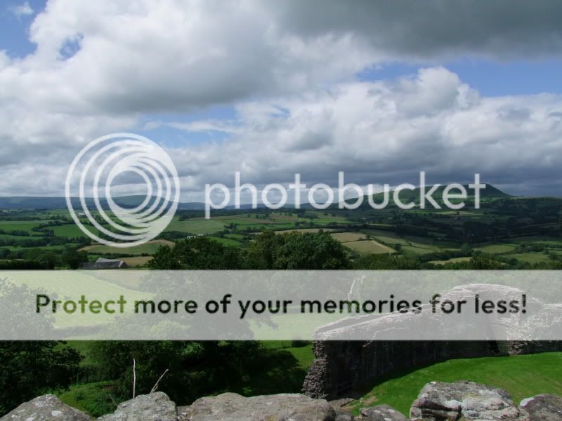 TR 3 Castles Walk, Monmouthshire